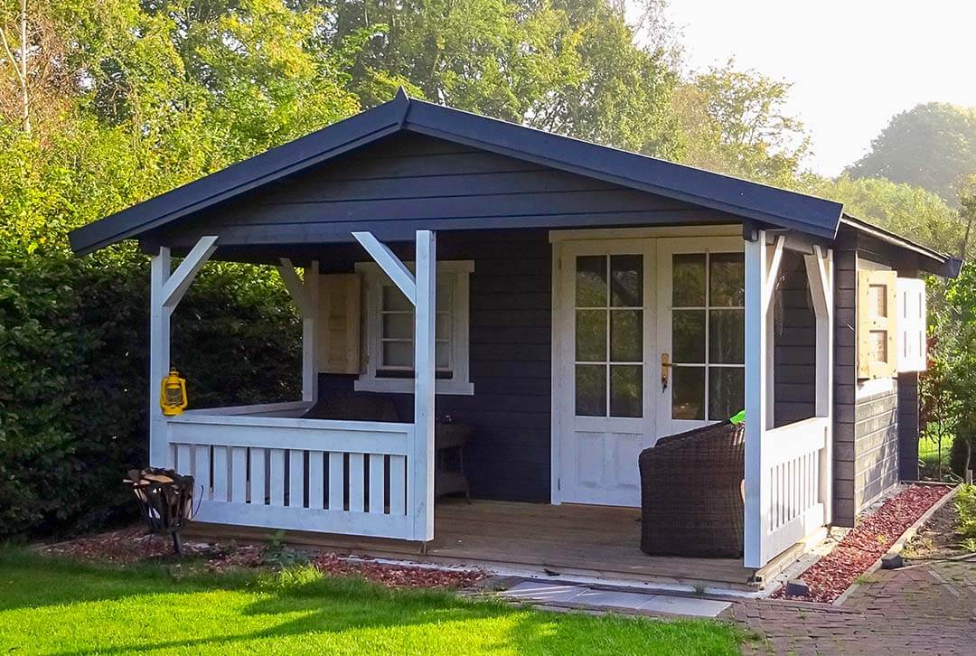 Gartenhäuser aus Holz mit Terrasse | online kaufen
